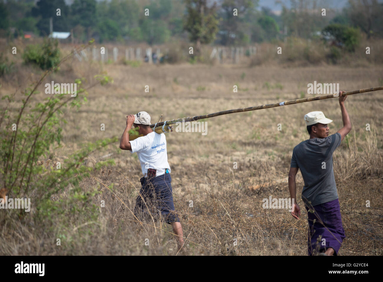 Flying bamboo hi-res stock photography and images - Alamy