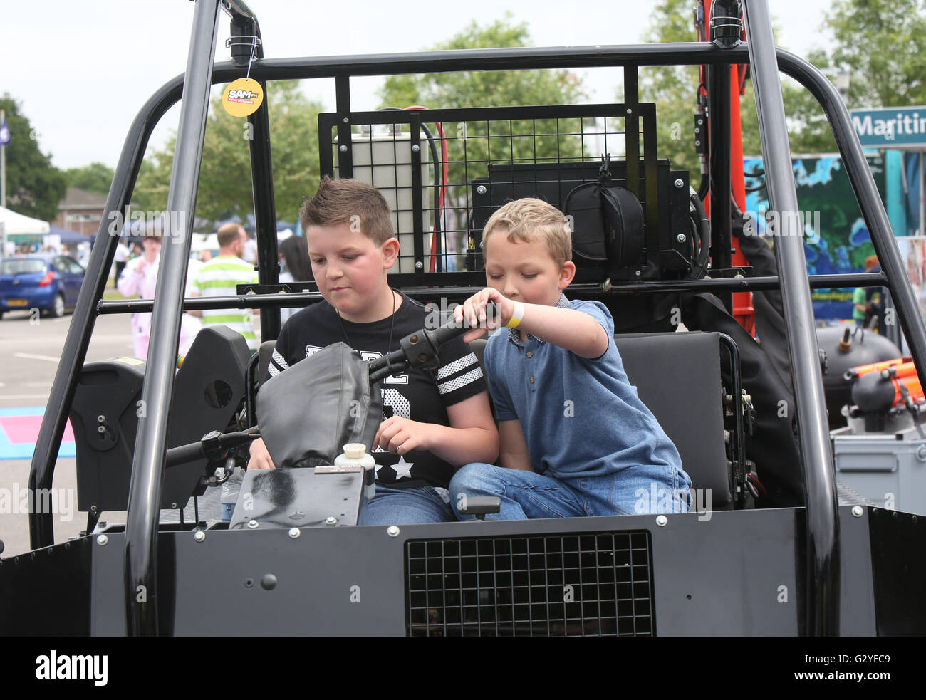Annual field gun competition hi-res stock photography and images - Alamy