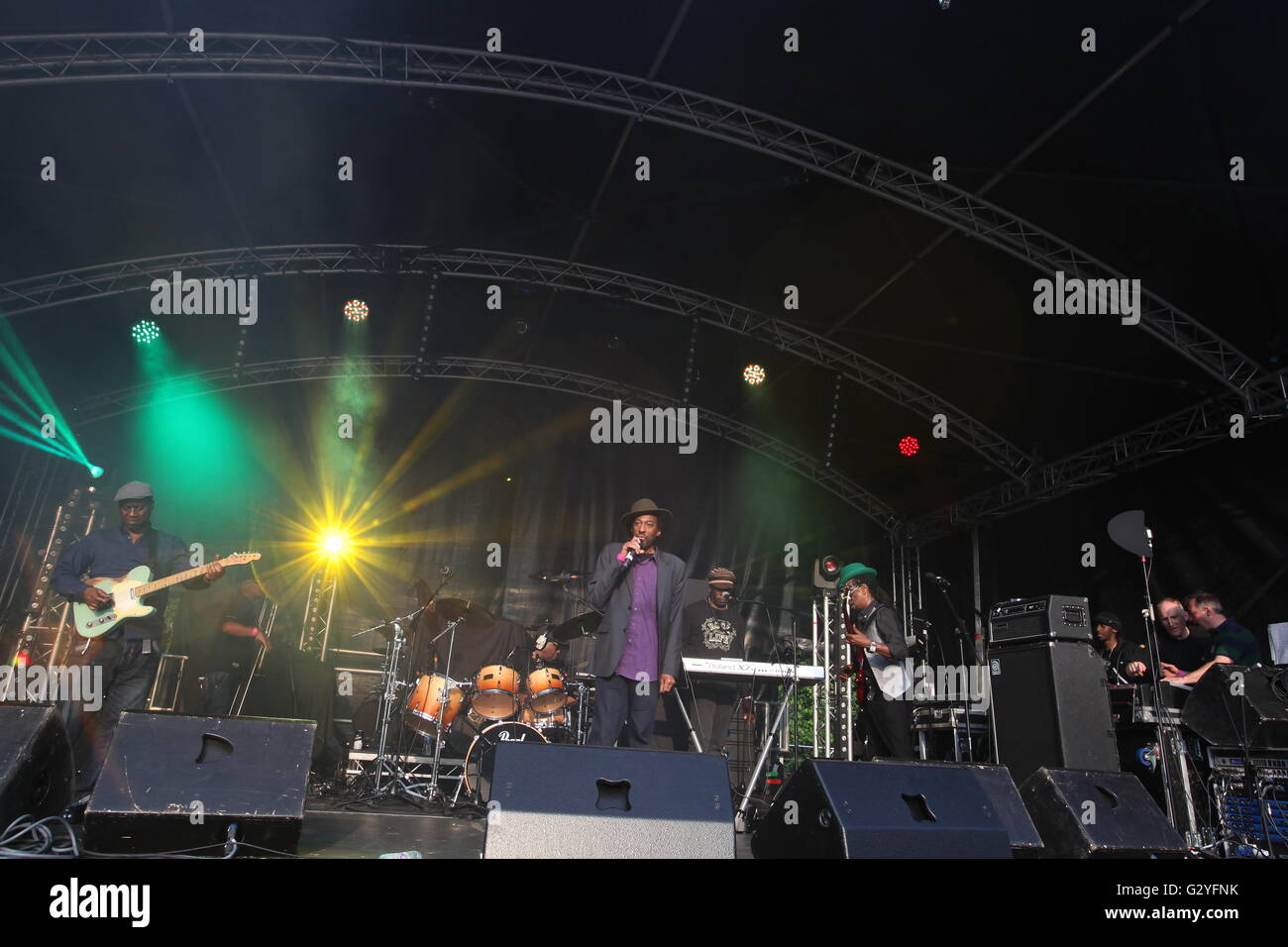 Irlam live 2016 hi-res stock photography and images - Alamy