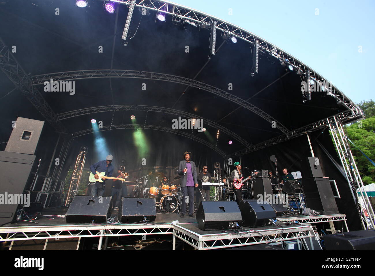 Irlam live 2016 hi-res stock photography and images - Alamy