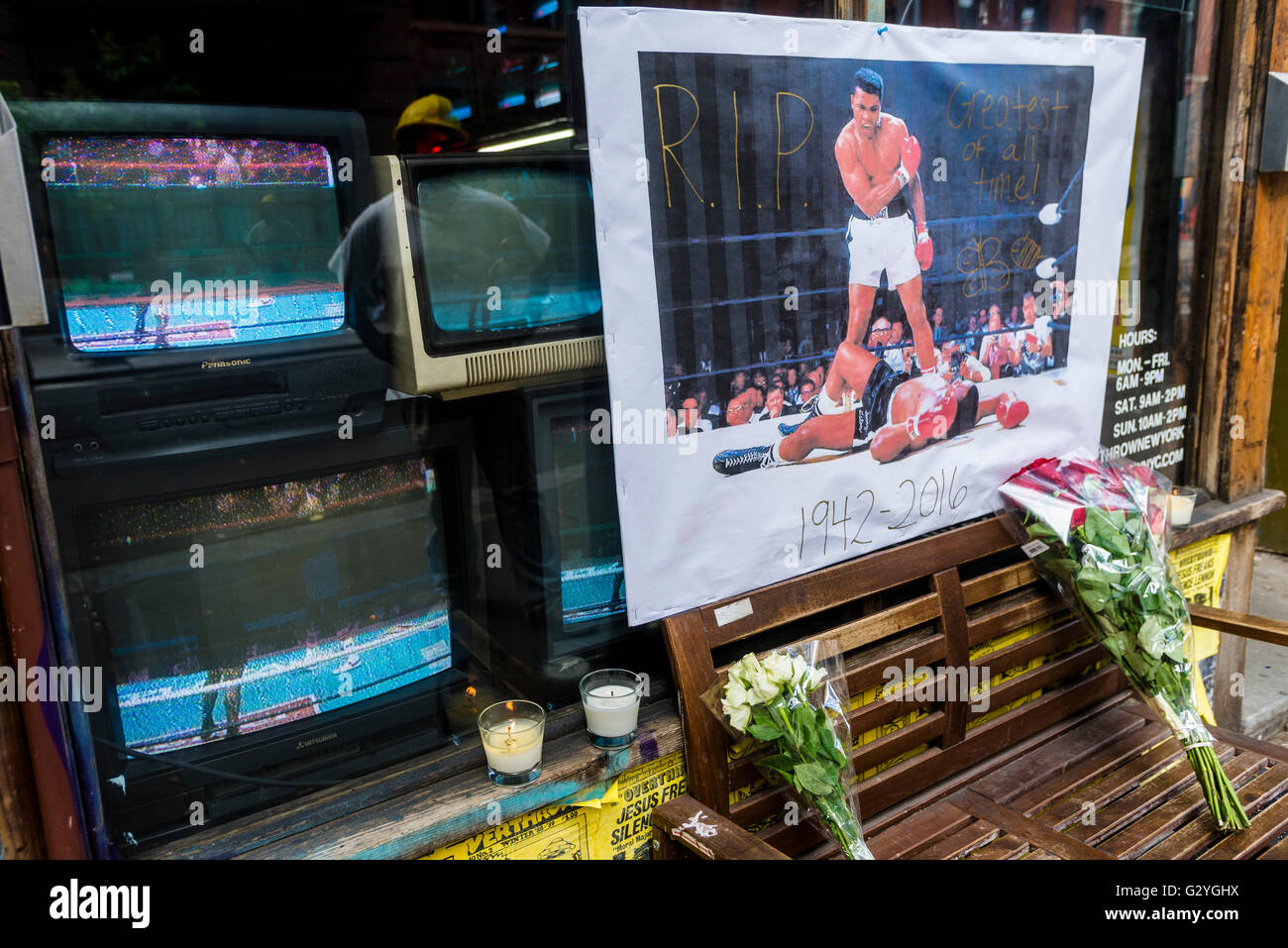 Overthrow boxing club hi-res stock photography and images - Alamy