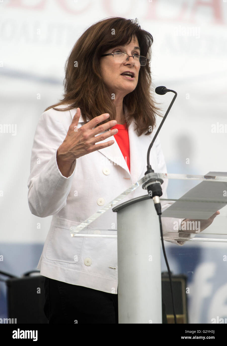 Carolyn porco hi-res stock photography and images - Alamy