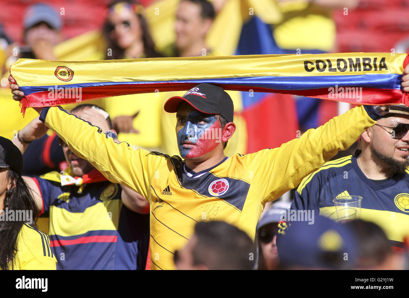 Colombia fans hi-res stock photography and images - Alamy