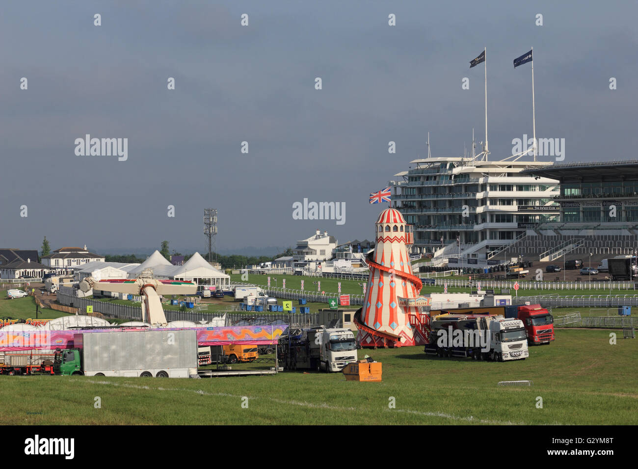 Epsom downs fun fair hi-res stock photography and images - Alamy