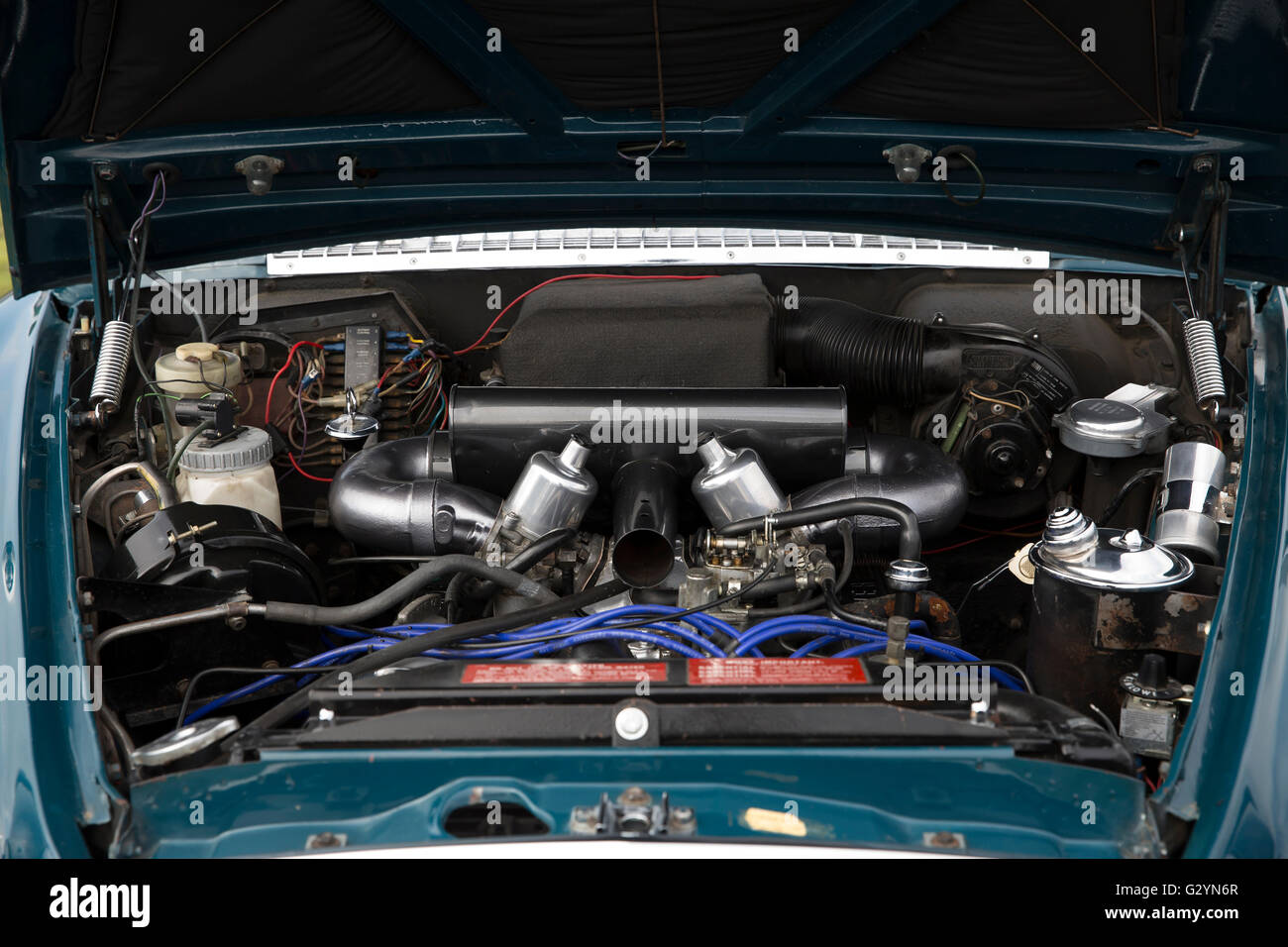 Bromley,UK,5th June 2016,Rover engine on dispay at the Bromley Pageant ...