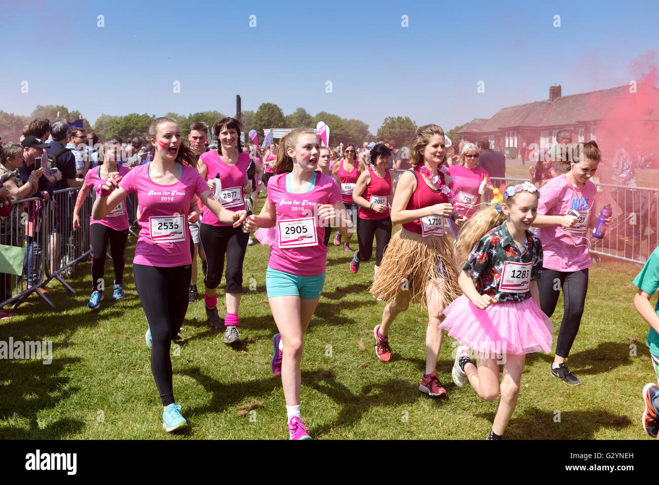 Cancer charity money race for life hi-res stock photography and images ...