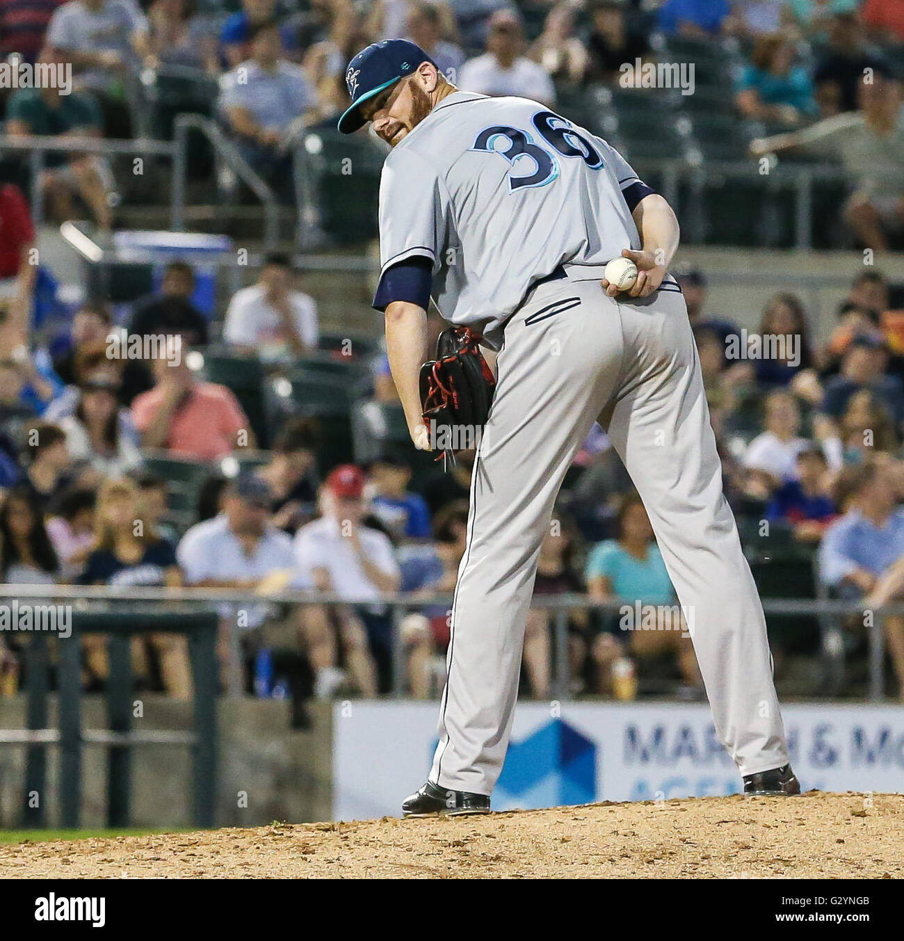 Somerset, NJ, USA. 4th June, 2016. Bridgeport Bluefish pitcher Blake ...