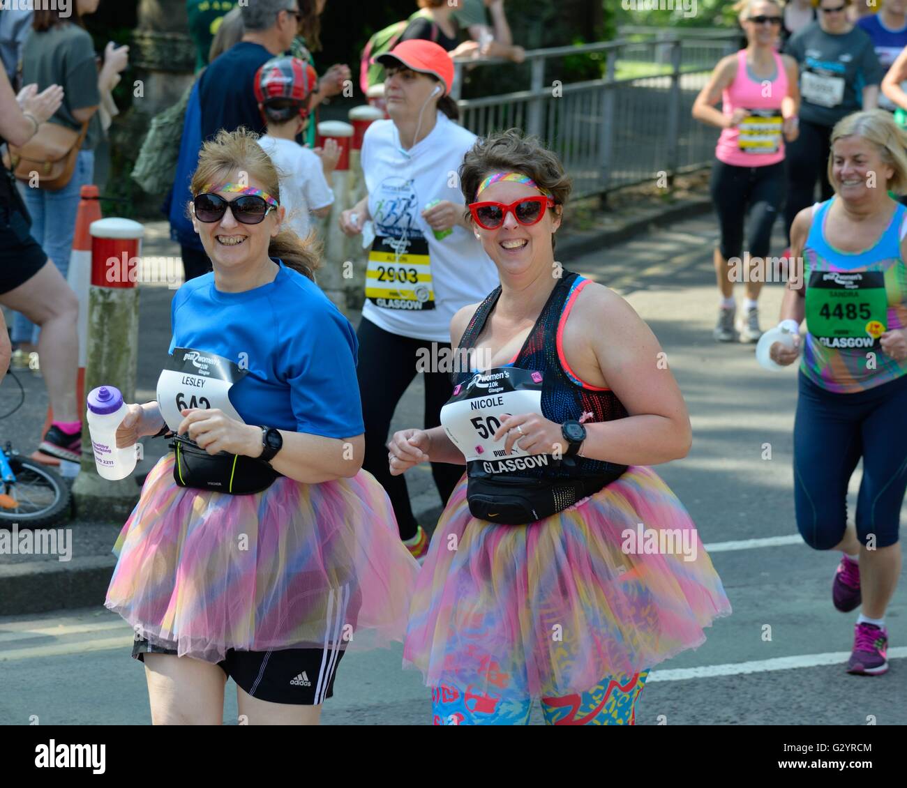 Glasgow women run hi-res stock photography and images - Alamy