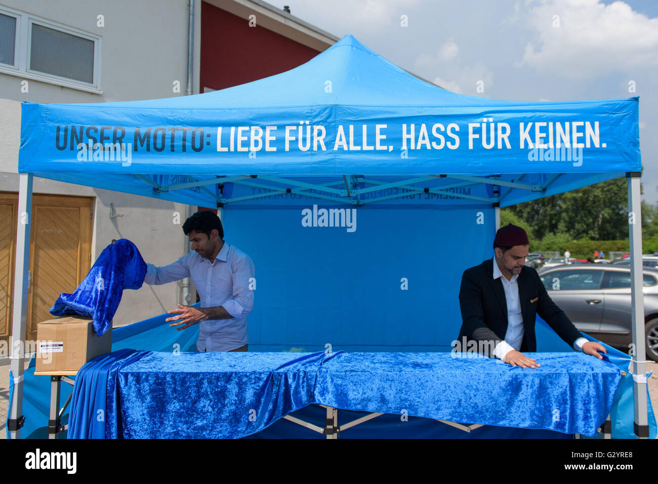 Booth mosque hi-res stock photography and images - Alamy