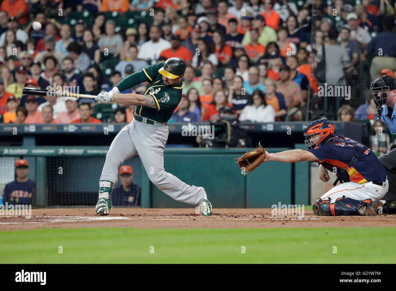 Yonder alonso hi-res stock photography and images - Alamy