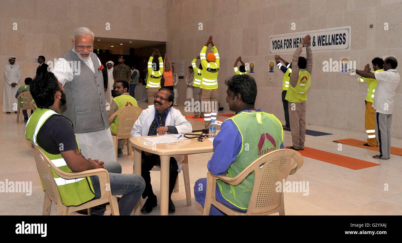 Qatar labour camp hi-res stock photography and images - Alamy