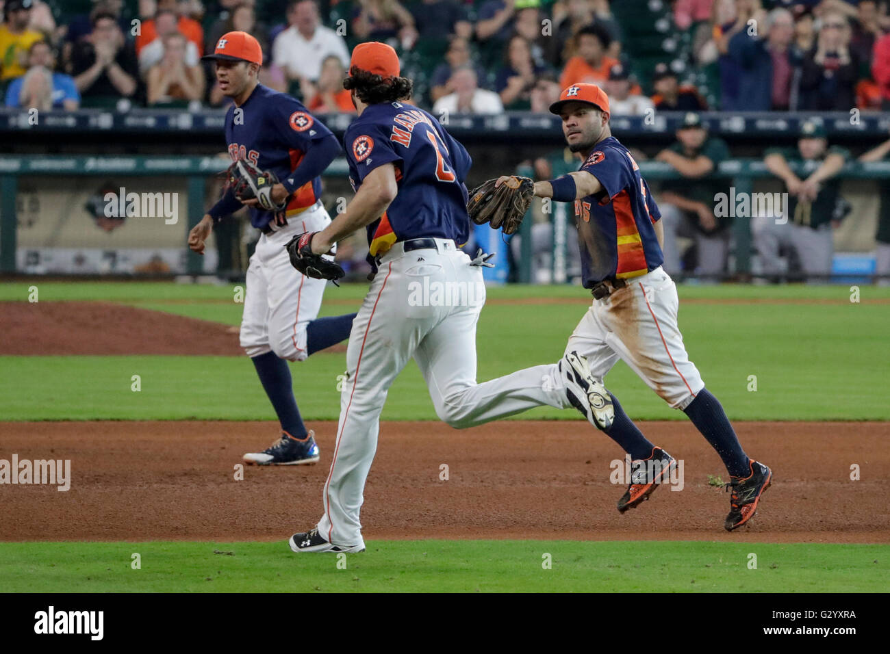 Houston, TX, USA. 5th June, 2016. Houston Astros second baseman Jose ...