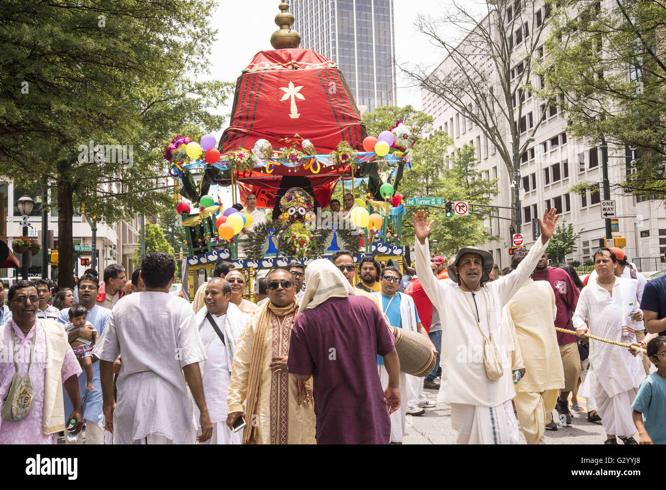Atlanta, Georgia, USA. 4th June, 2016. A parade celebrating the Hindu ...