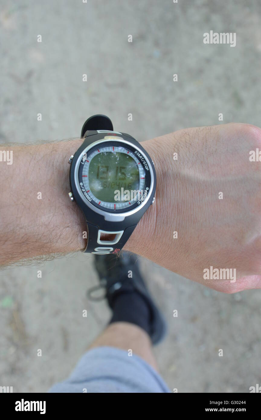 Sports watch garmin hi-res stock photography and images - Alamy