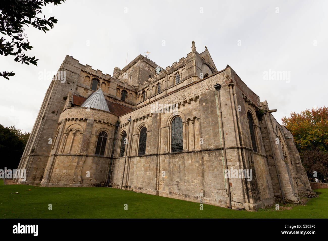 Romsey abbey hi-res stock photography and images - Alamy