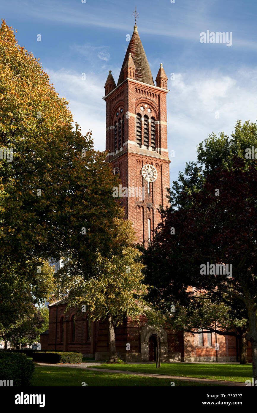 Anglican church of the holy trinity hi-res stock photography and images ...