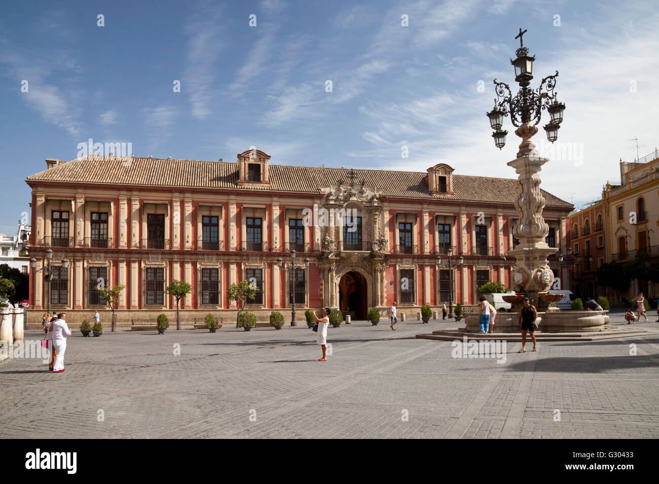 Indian general hi-res stock photography and images - Alamy