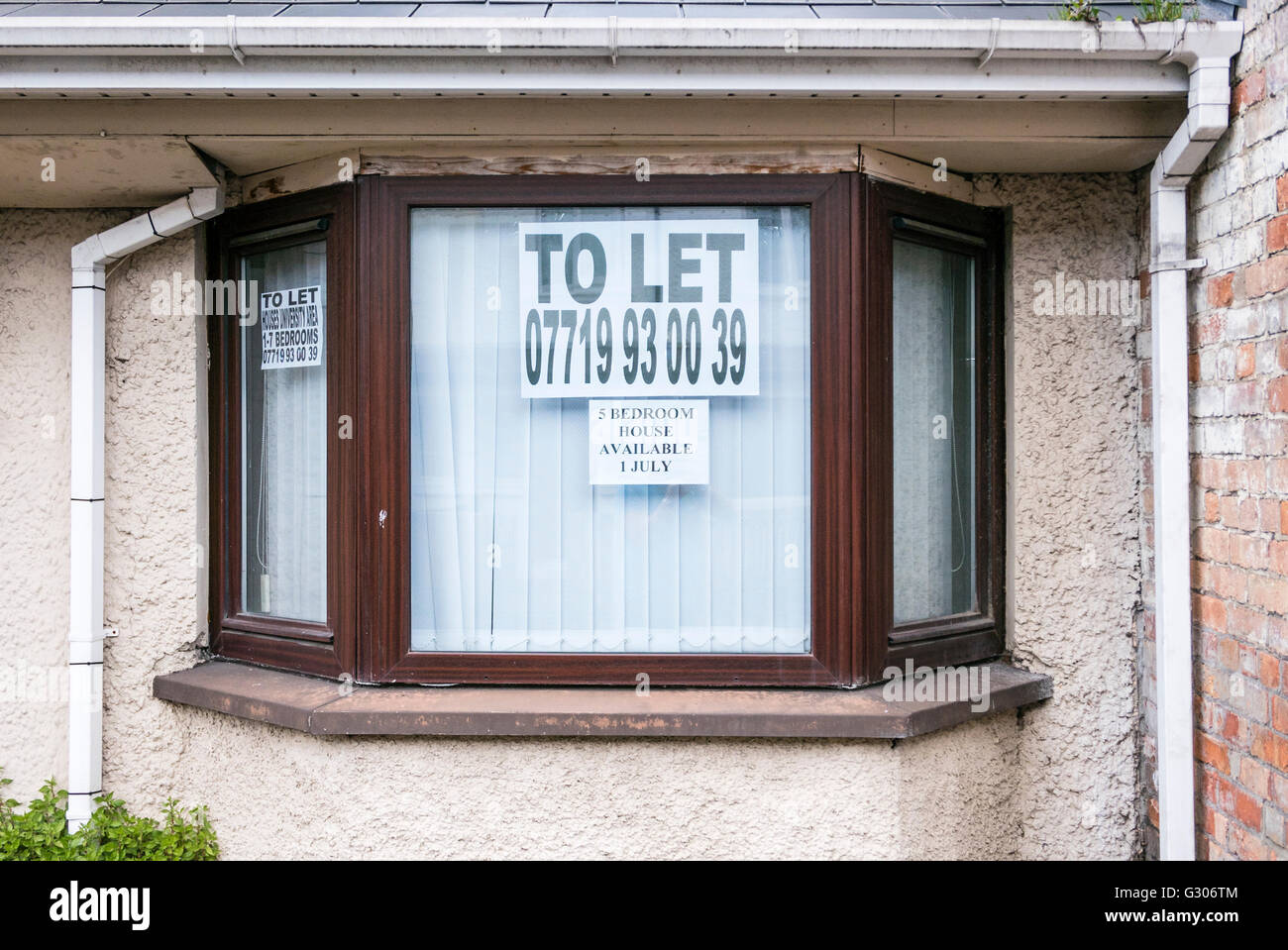 Room for rent sign hi-res stock photography and images - Alamy