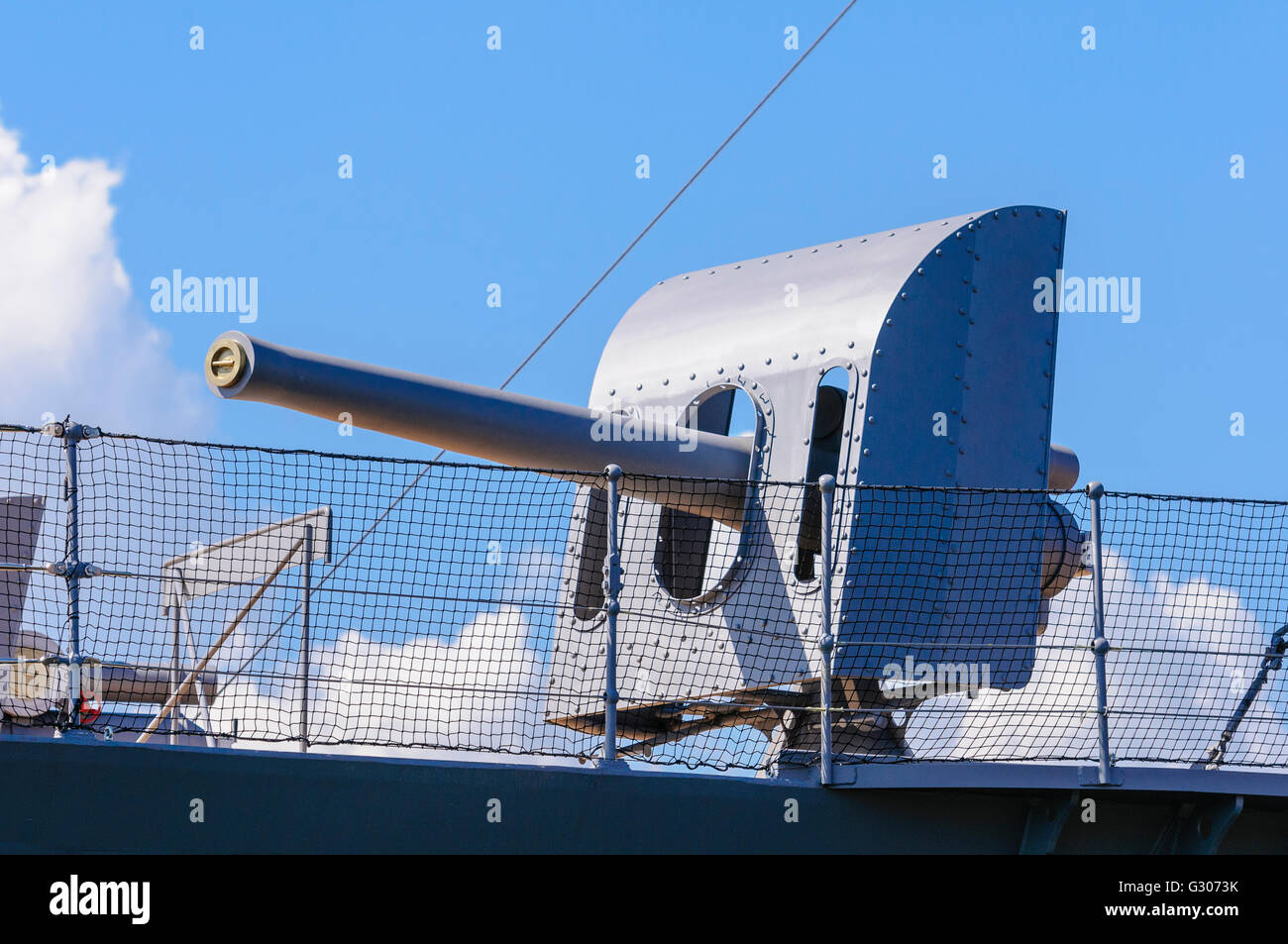 105mm howitzer hi-res stock photography and images - Alamy