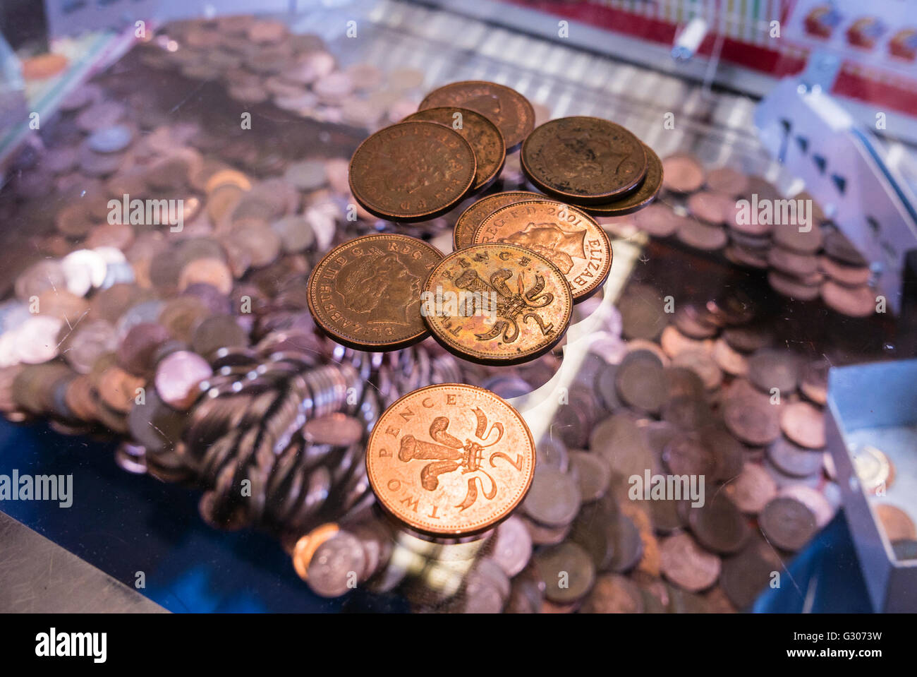 Penny arcade machine hi-res stock photography and images - Alamy