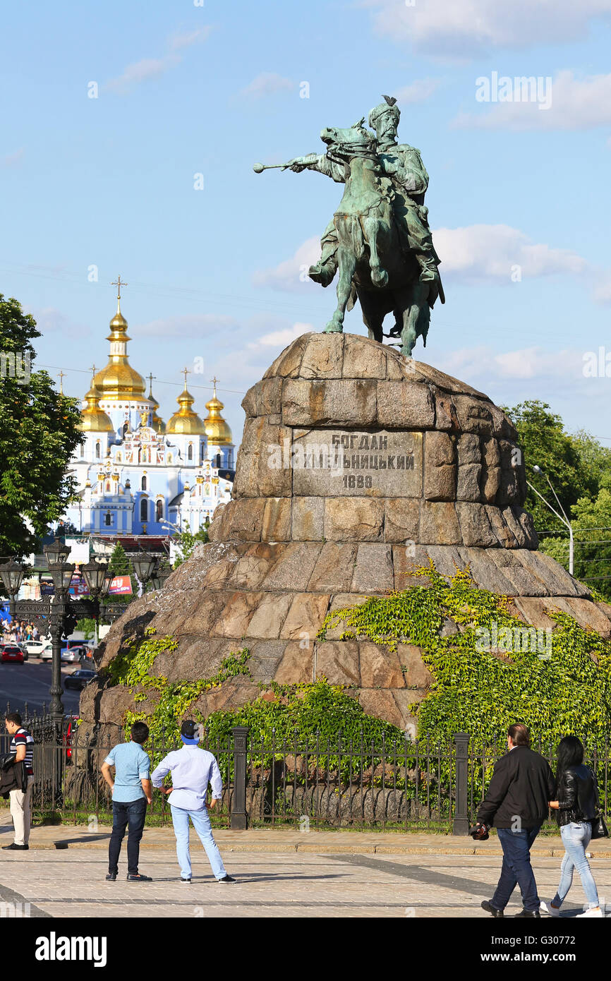 Monument of Bohdan Khmelnytsky, the Hetman of Ukrainian Zaporozhian ...