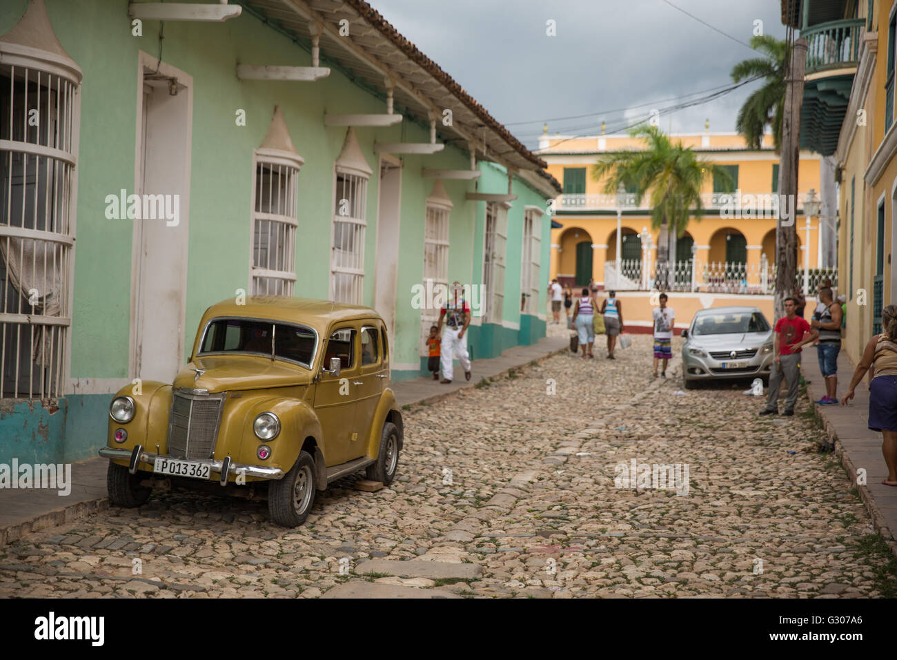 Cuban street scene in Trinidad, Cuba Stock Photo - Alamy