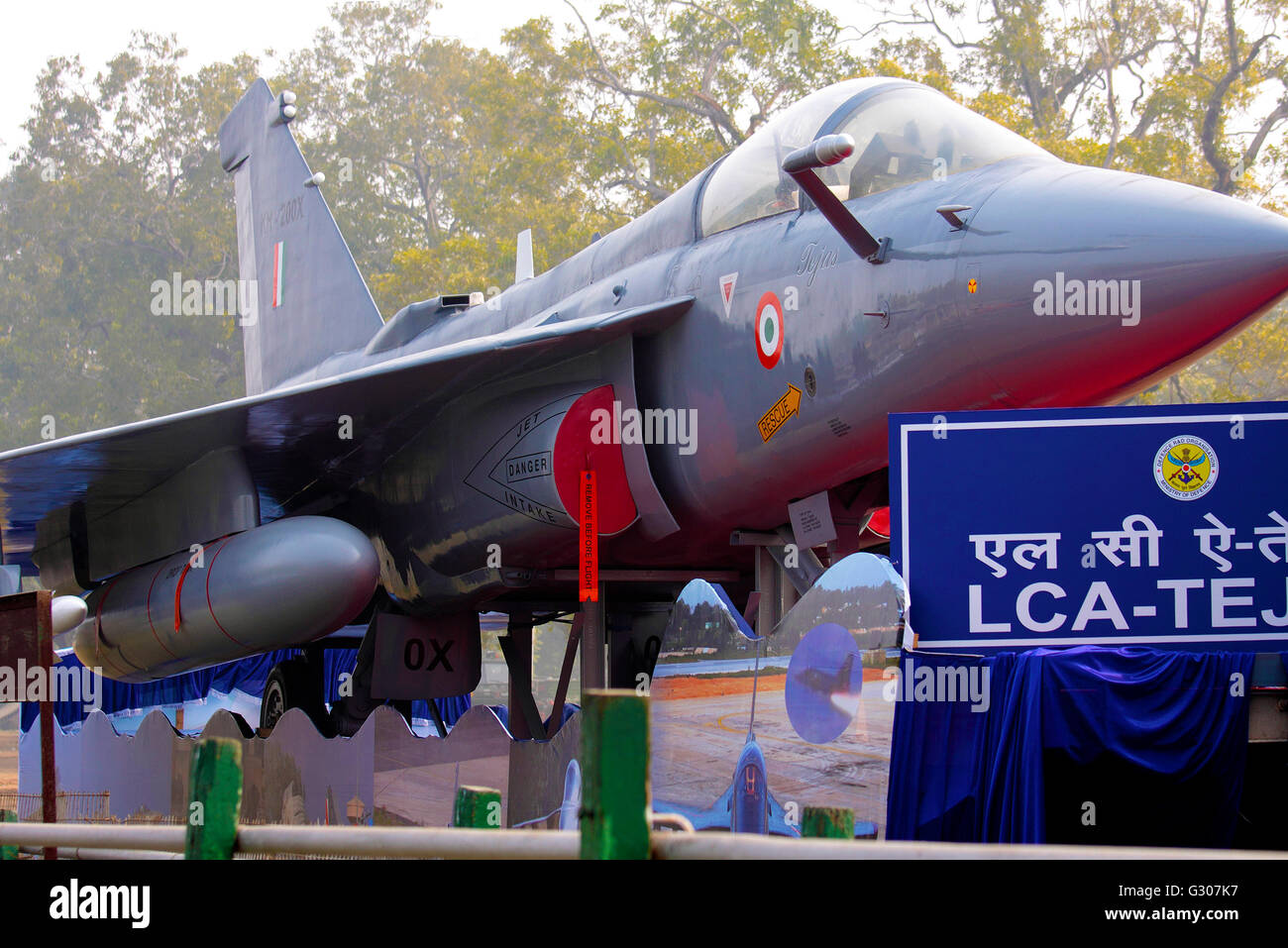 Tejas lca hi-res stock photography and images - Alamy