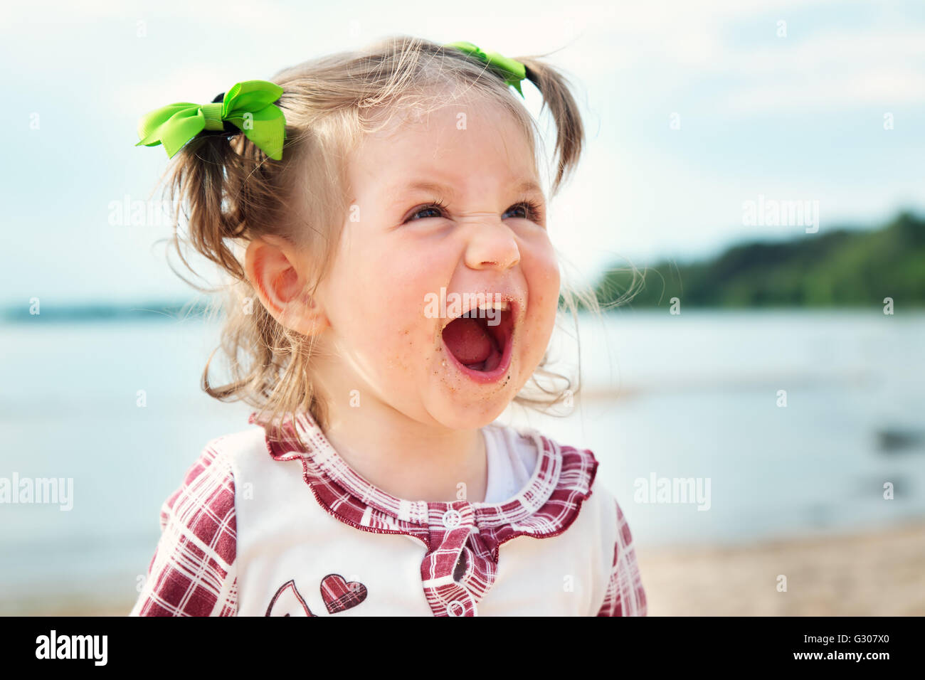 Girl funny hi-res stock photography and images - Alamy