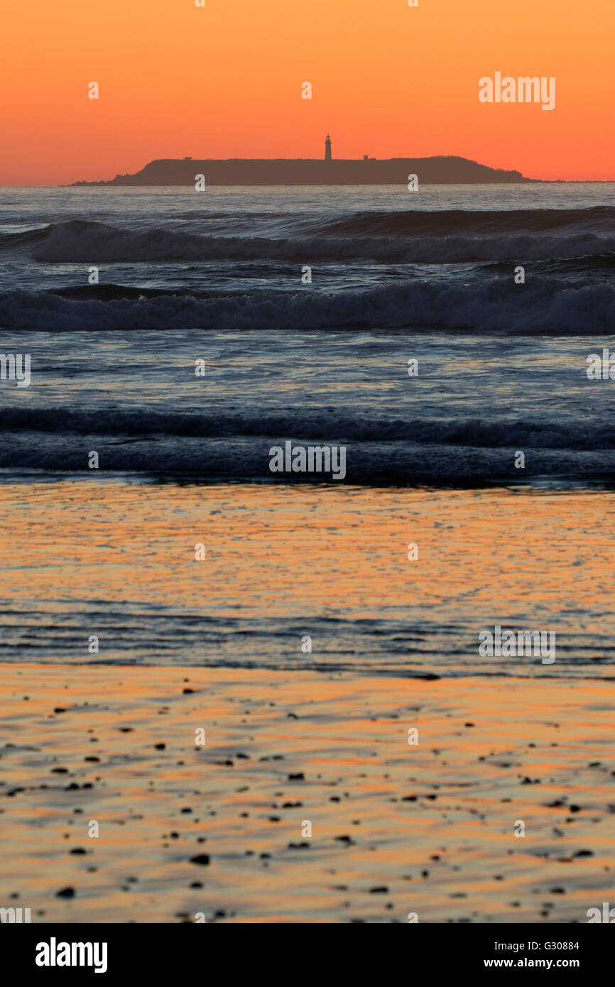 Destruction Island Lighthouse sunset from Ruby Beach, Olympic National ...