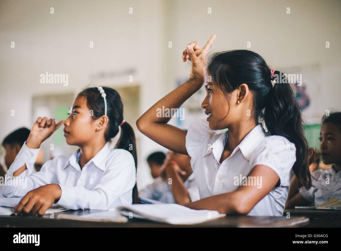 Cambodian primary school hi-res stock photography and images - Alamy