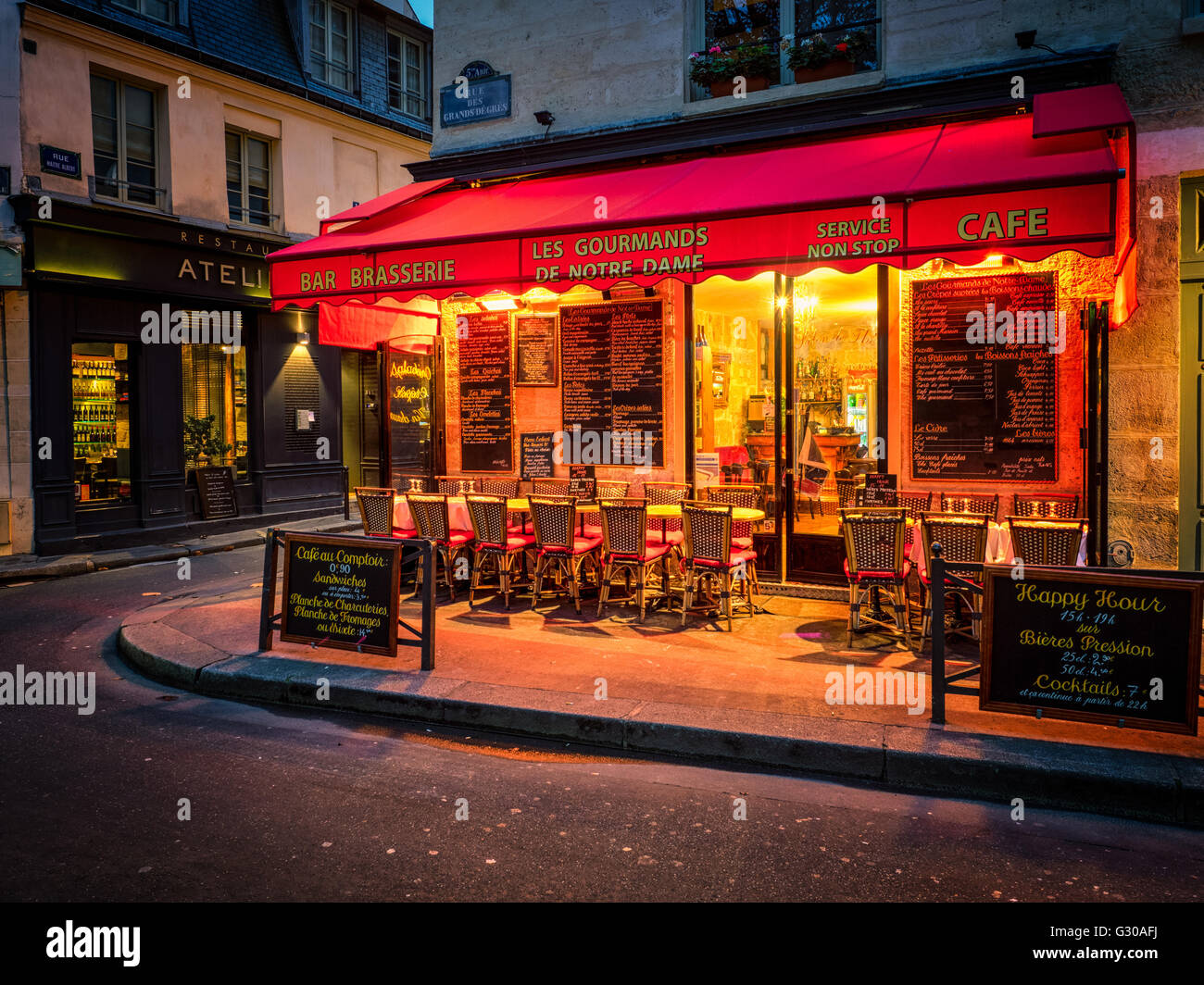 Parisian cafe, Paris, France, Europe Stock Photo - Alamy