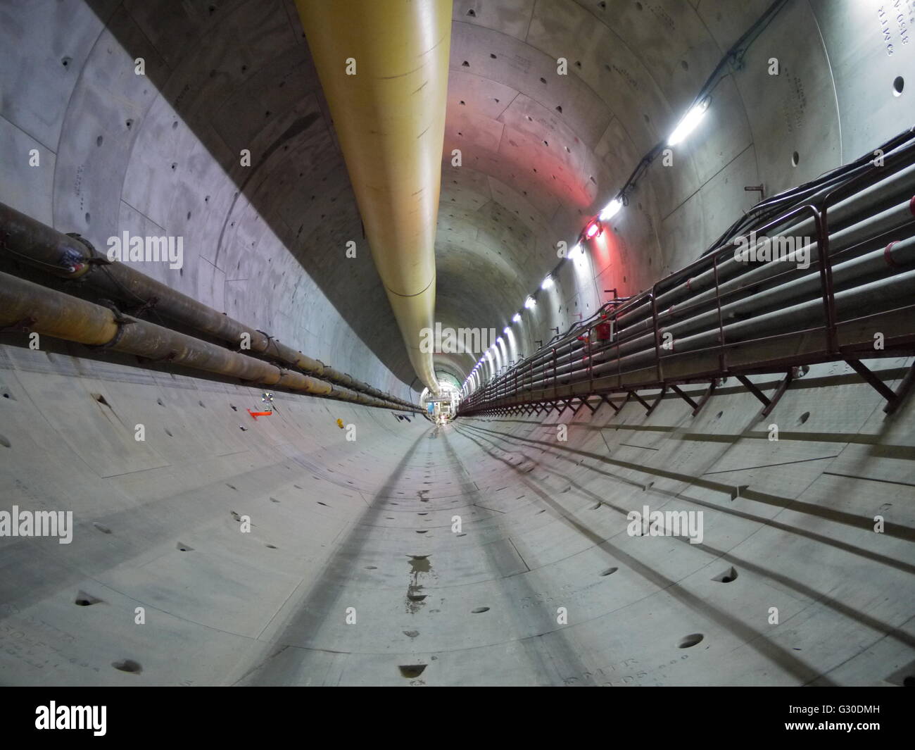 Tunnel construction hi-res stock photography and images - Alamy