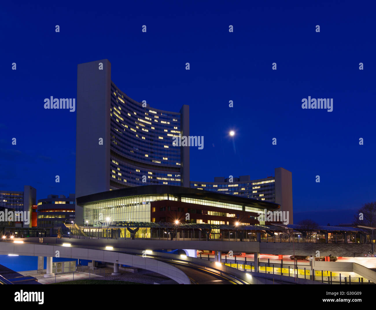 Vienna International Centre ( VIC , UNO-City ) , in the foreground the ...