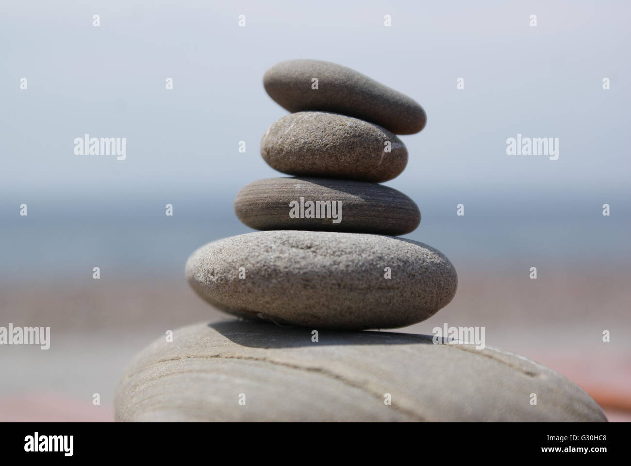 Balanced work hi-res stock photography and images - Alamy