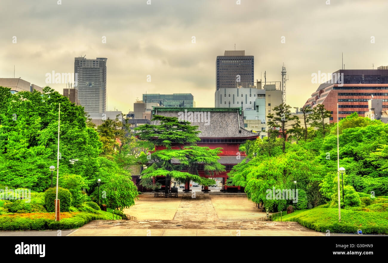 Sangedatsu Gate of Zojo-ji Temple in Tokyo Stock Photo - Alamy