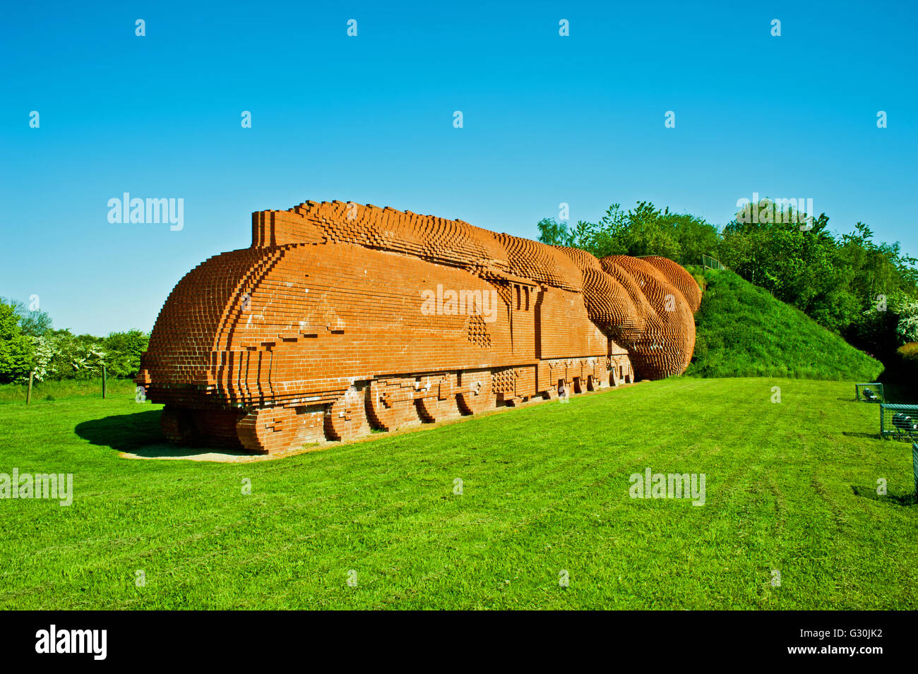 Brick train sculpture hi-res stock photography and images - Alamy