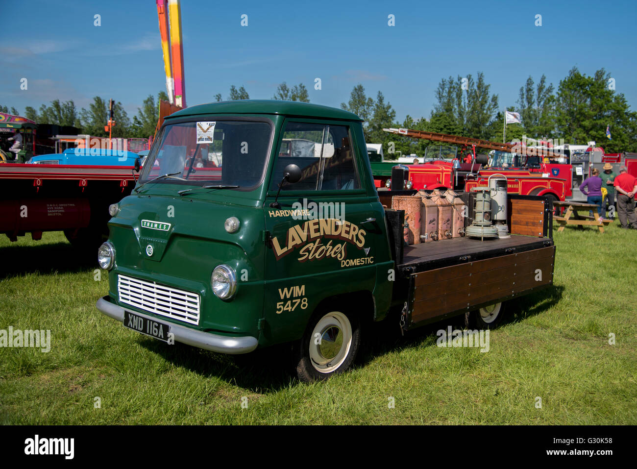 Old delivery truck hi-res stock photography and images - Alamy