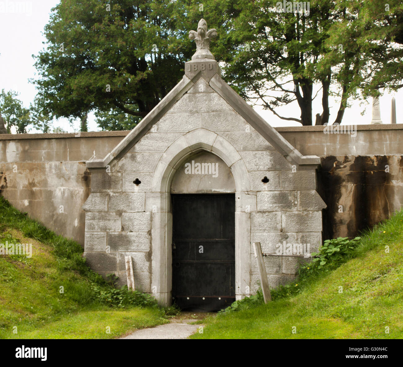 old rural cemetery architecture Stock Photo - Alamy