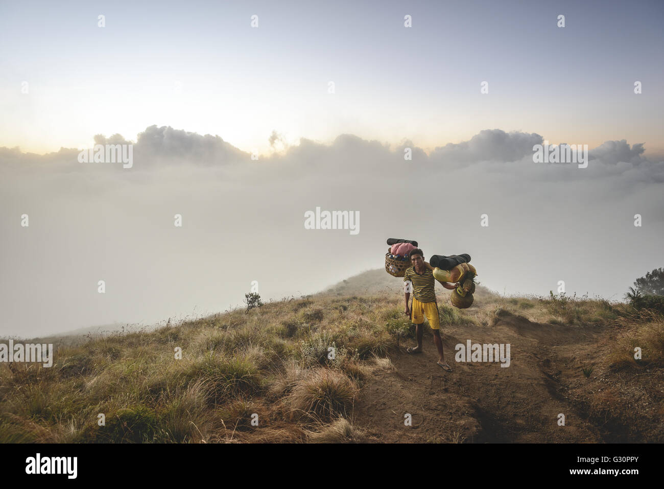 Mount Rinjani Porter Stock Photo - Alamy