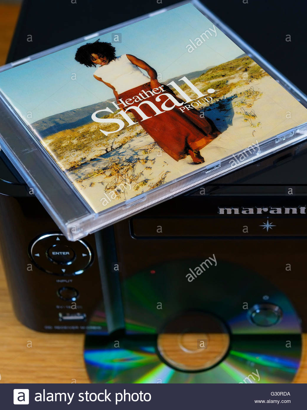 Female Solo Musician High Resolution Stock Photography and Images - Alamy