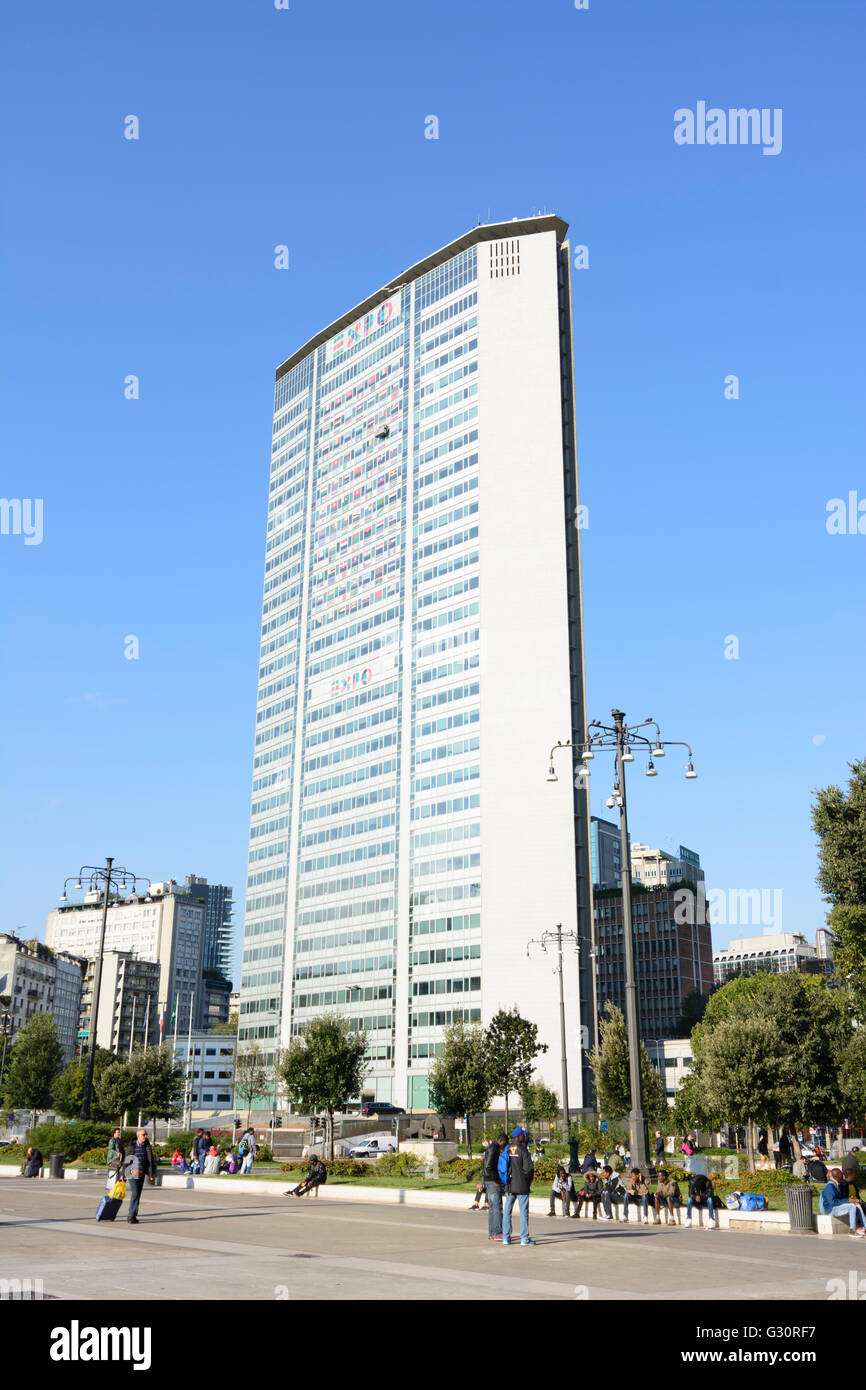 Pirelli Tower , since 1978 the seat of government and parliament of the ...