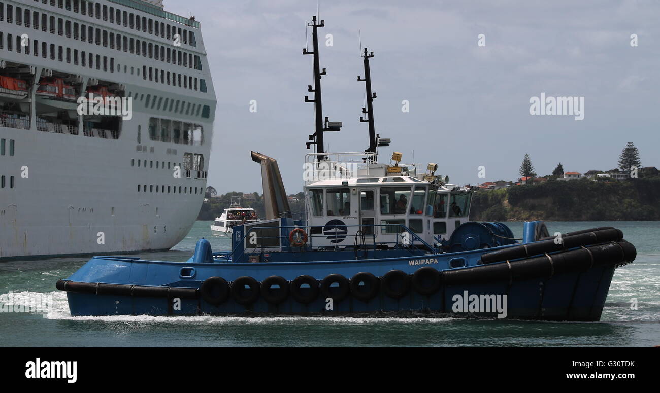 Old tugboat hi-res stock photography and images - Alamy