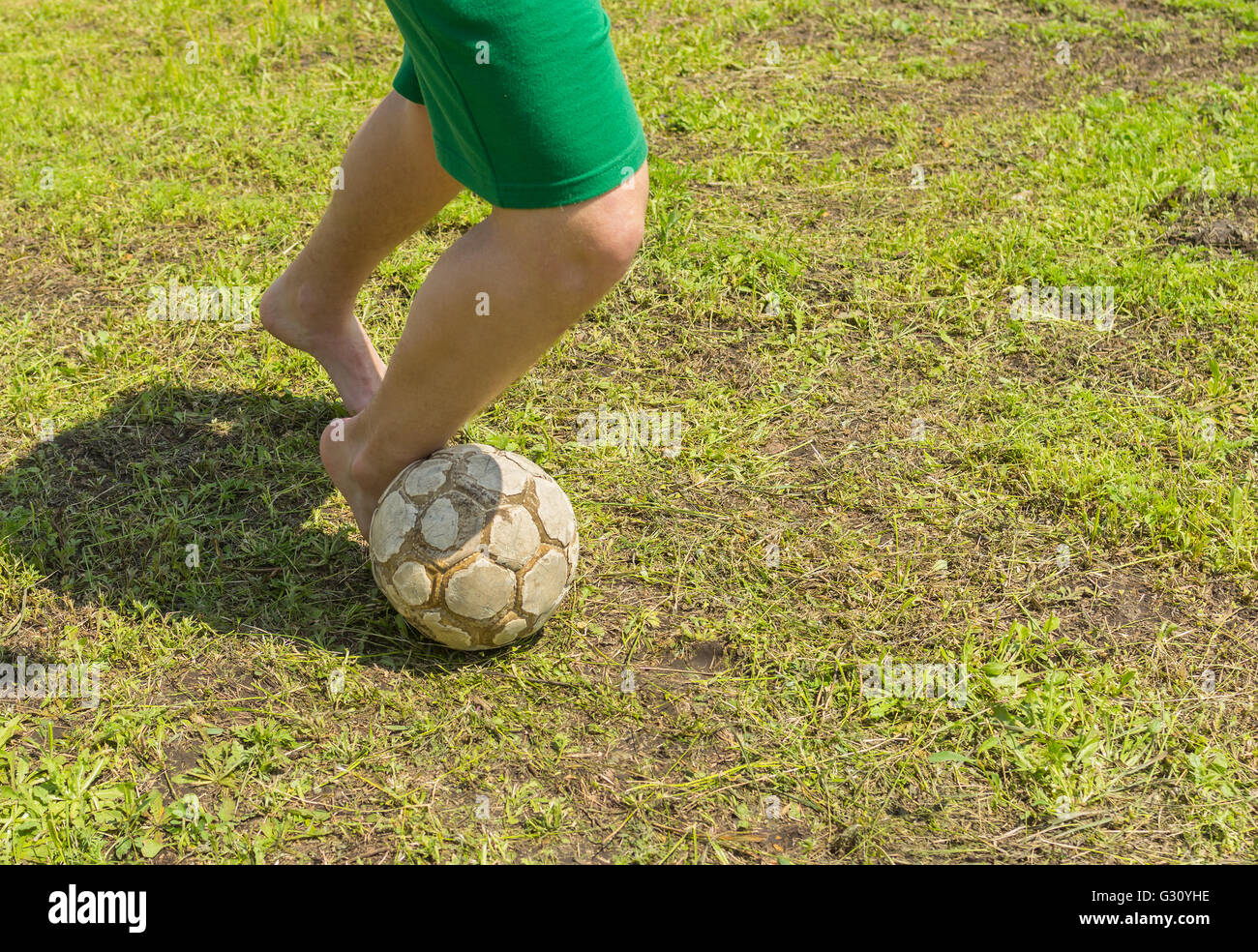 Barefoot soccer hi-res stock photography and images - Alamy