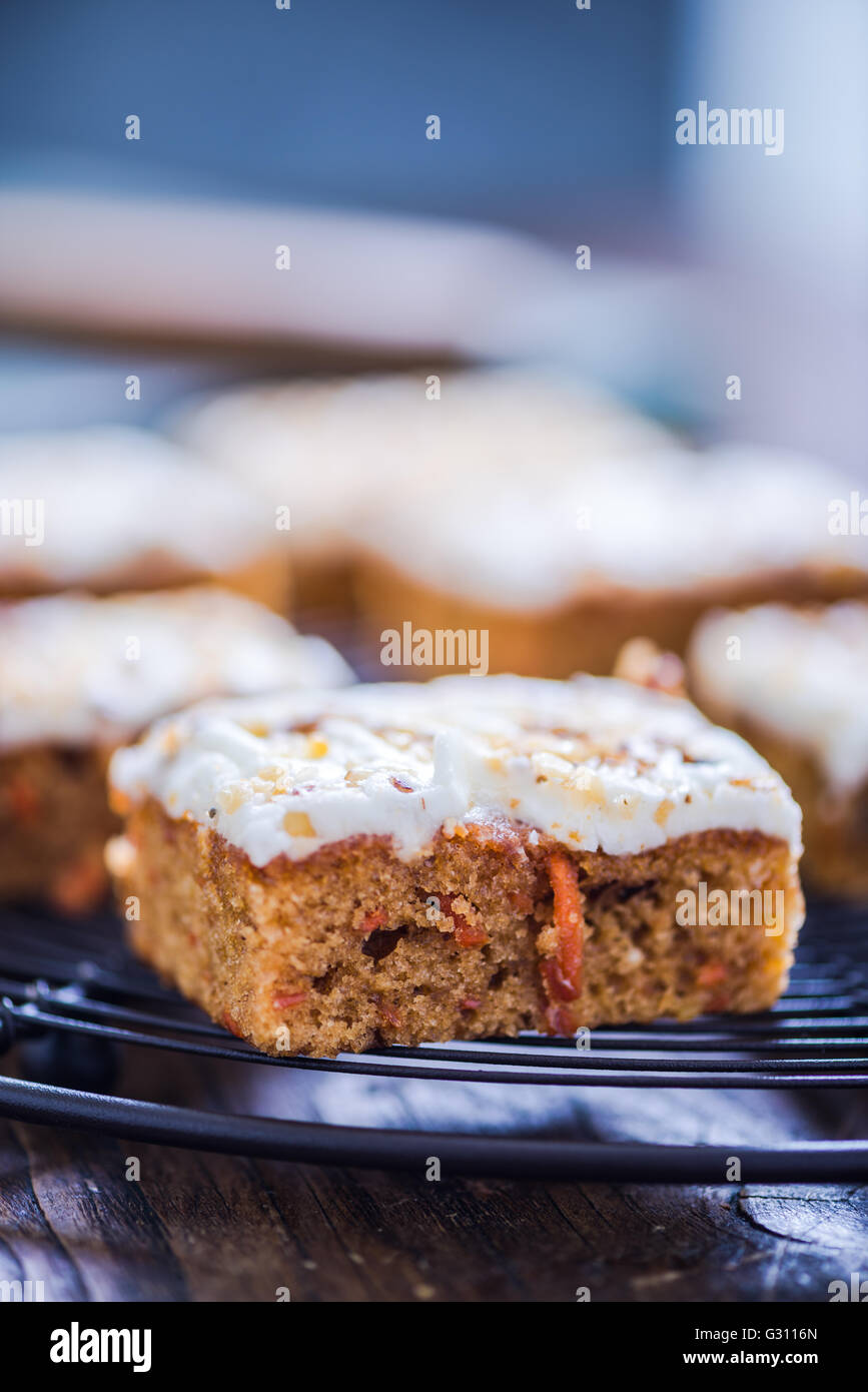 Square slice hi-res stock photography and images - Alamy