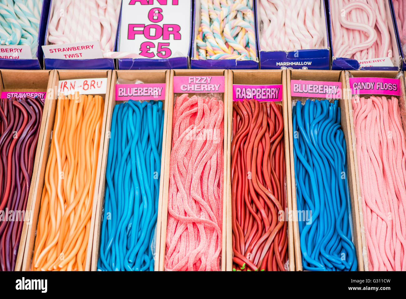 Artisan candy display hi-res stock photography and images - Alamy