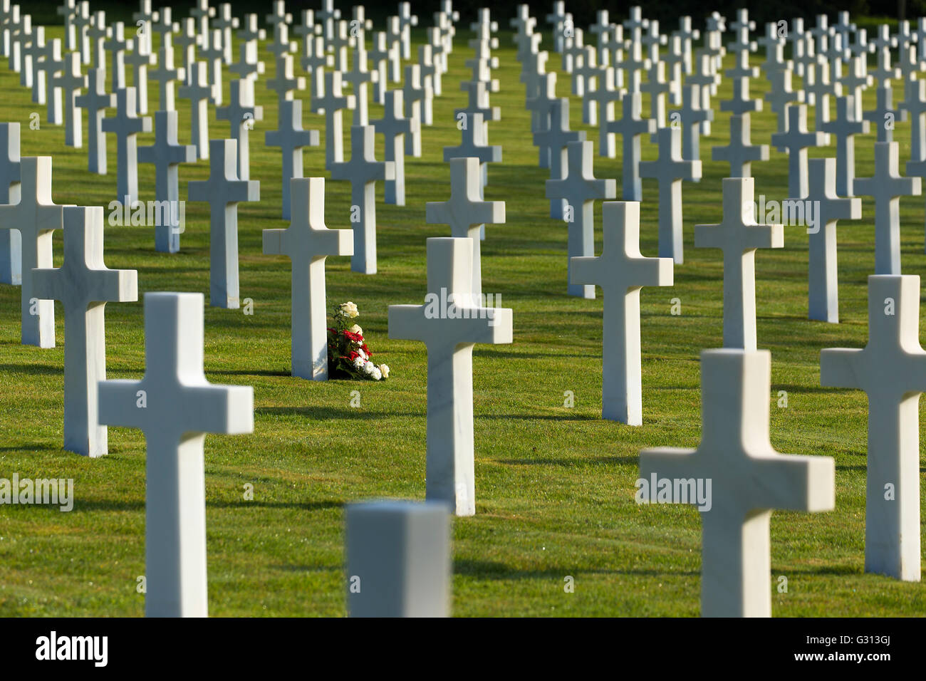 American soldiers buried in france hi-res stock photography and images ...
