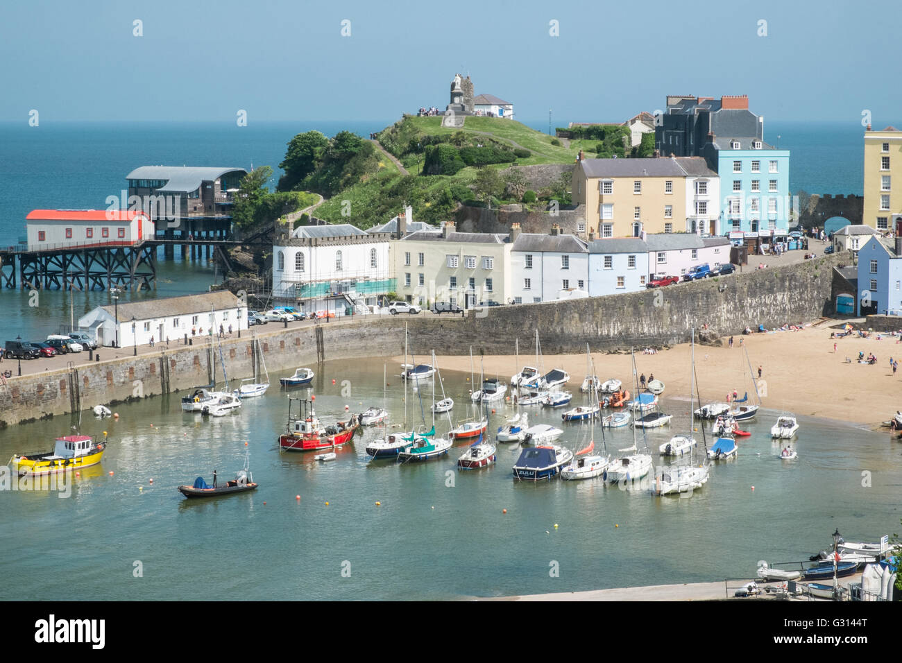 Tenby town centre hi-res stock photography and images - Alamy