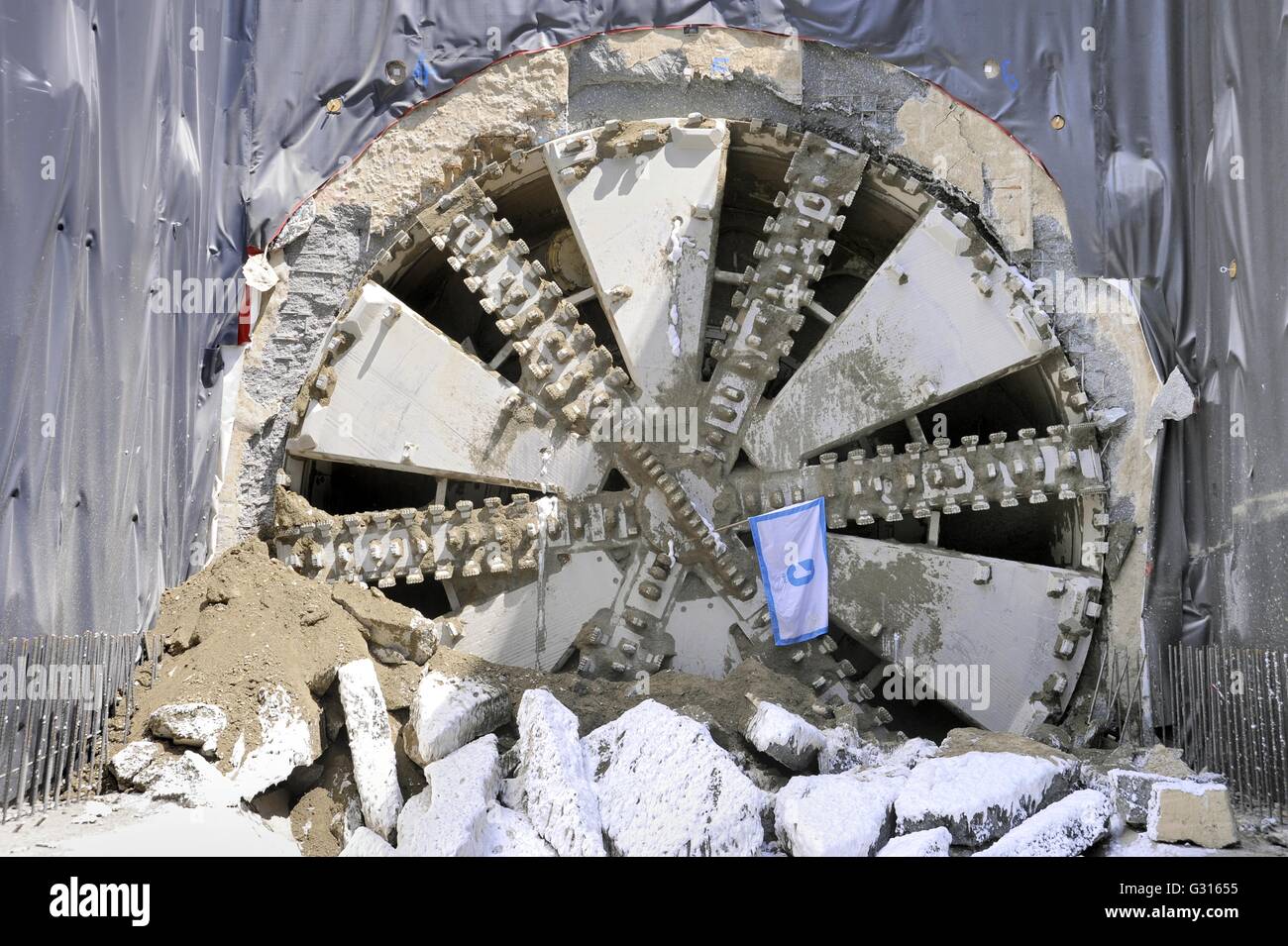 Milan, yard for construction of a new subway line, the "mechanical mole ...