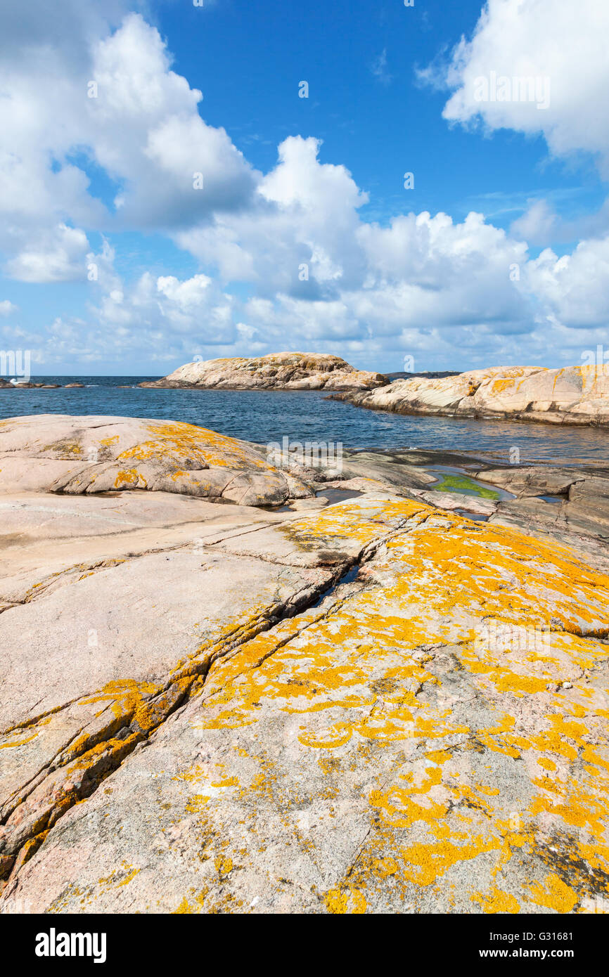 Water crevice hi-res stock photography and images - Alamy