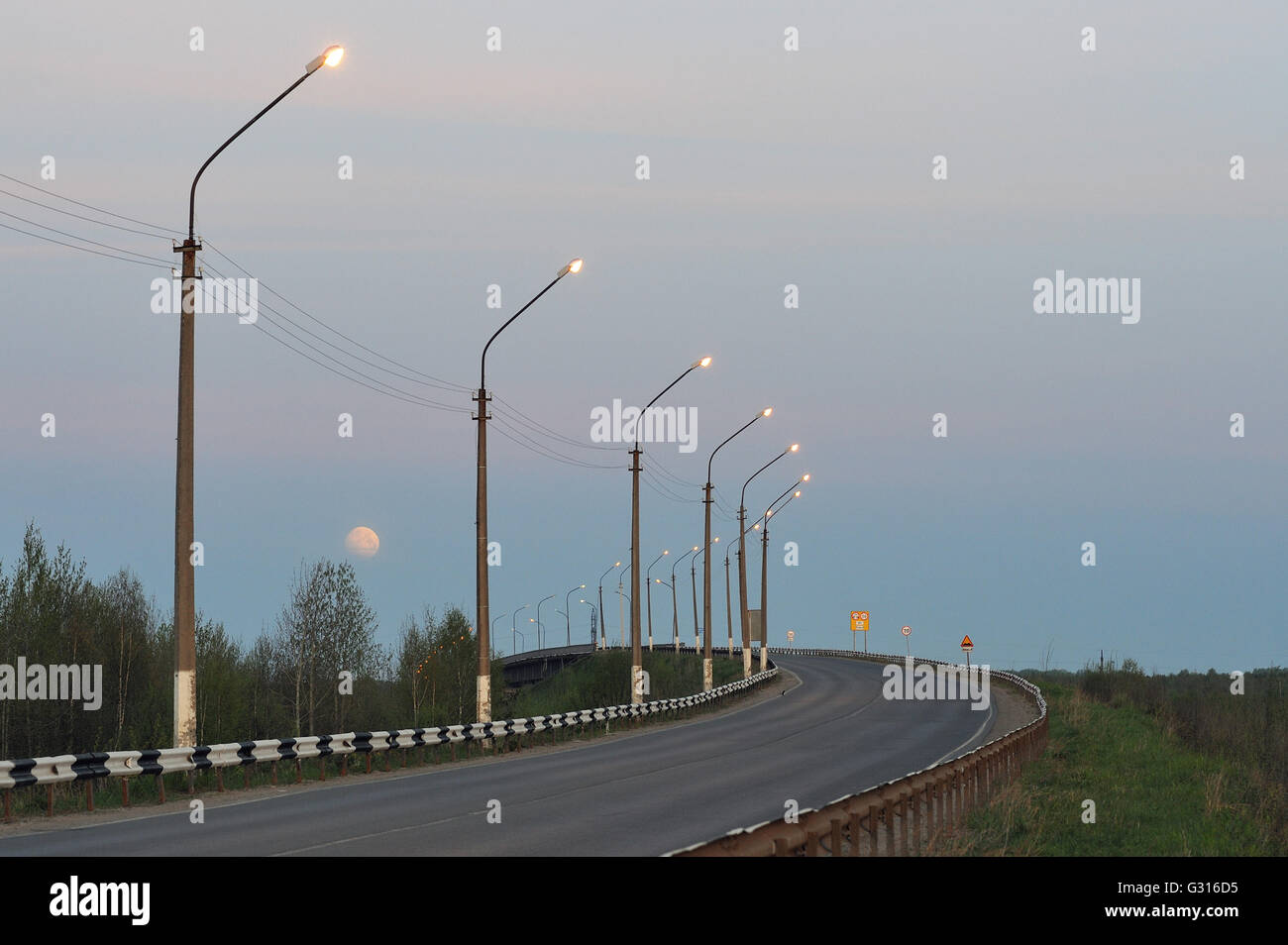 Moon light landscape hi-res stock photography and images - Alamy